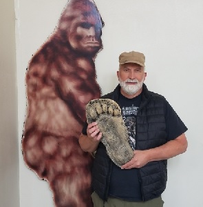 Interview With Dr. Jeff Meldrum - Sasquatch Chronicles